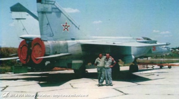 MILAVIA Aircraft - Mikoyan-Gurevich MiG-25 'Foxbat' Picture Gallery