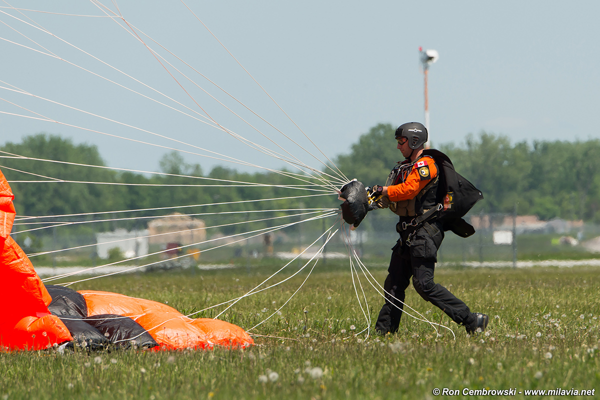 MILAVIA Air Shows - CFB Trenton Open House 2014 - Ontario, Canada