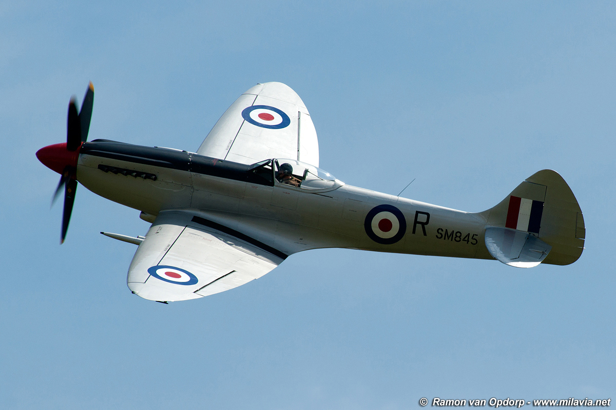 MILAVIA Air Shows - Flying Legends 2014 - IWM Duxford, United Kingdom