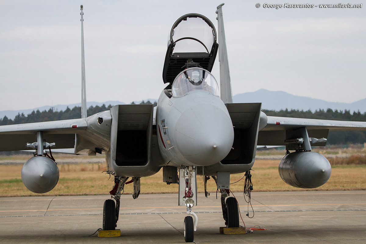MILAVIA Air Shows - JASDF Hyakuri Air Show 2018 - 302 Hikotai Phantoms ...