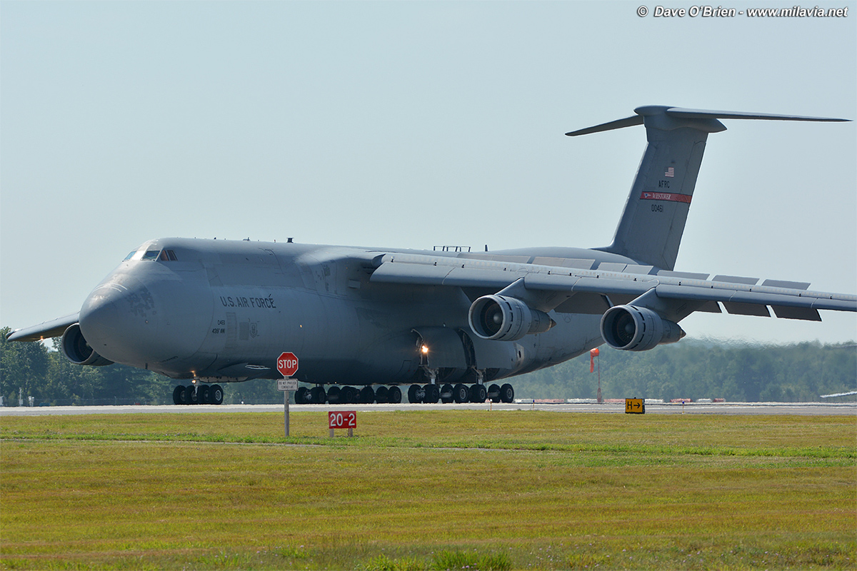 MILAVIA Air Shows - Westfield International Air Show 2017 - Barnes ANGB, MA