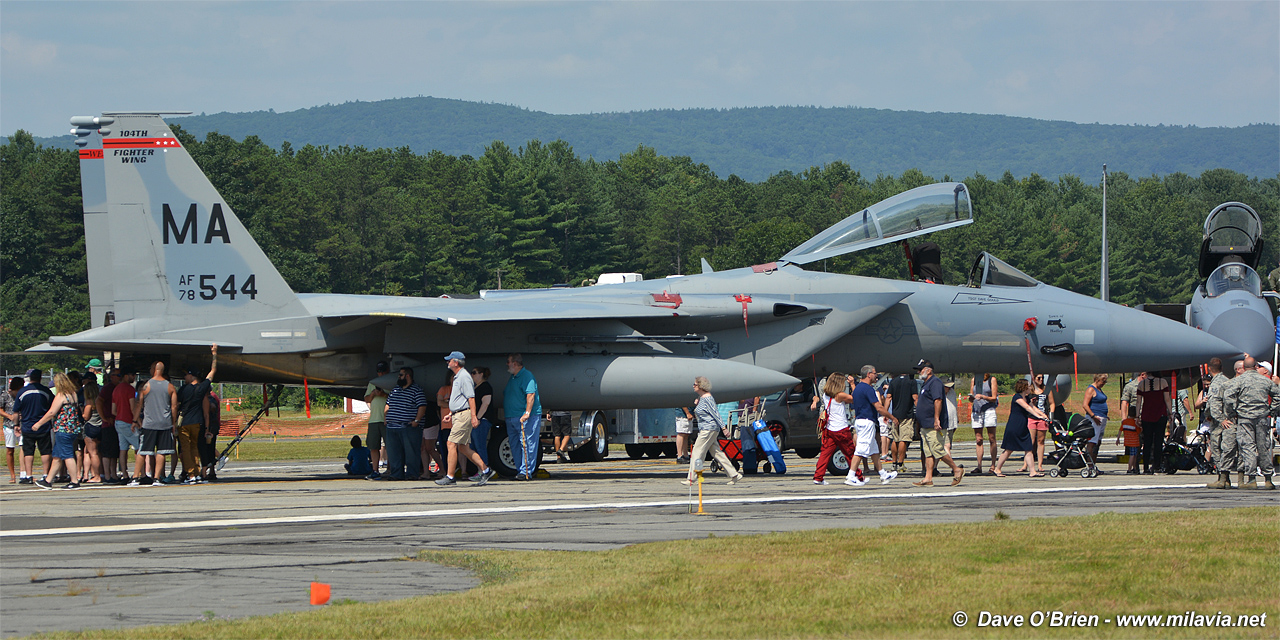 MILAVIA Air Shows - Westfield International Air Show 2017 - Barnes ANGB, MA