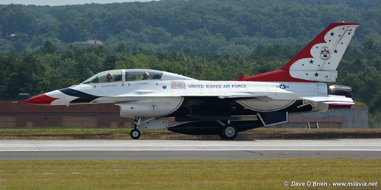 MILAVIA Air Shows - Westfield International Air Show 2017 - Barnes ANGB, MA