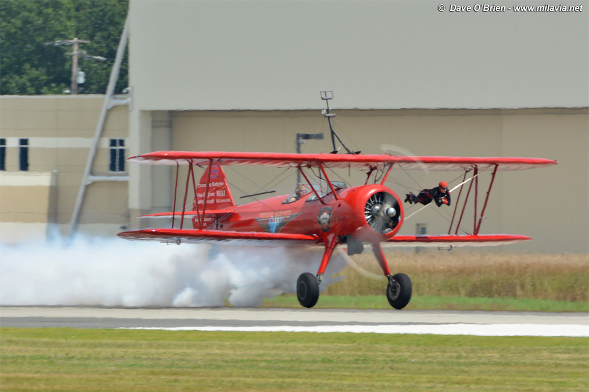 MILAVIA Air Shows - Westfield International Air Show 2017 - Barnes ANGB, MA