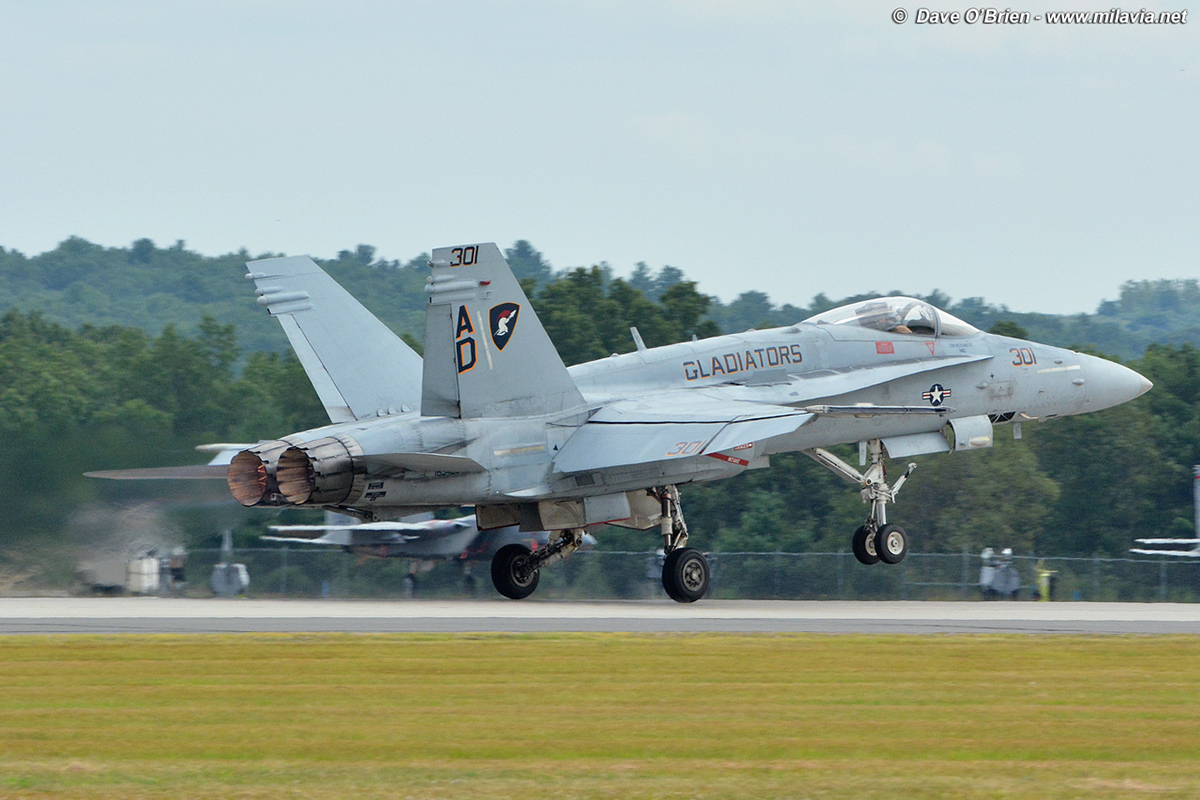 MILAVIA Air Shows - Westfield International Air Show 2017 - Barnes ANGB, MA
