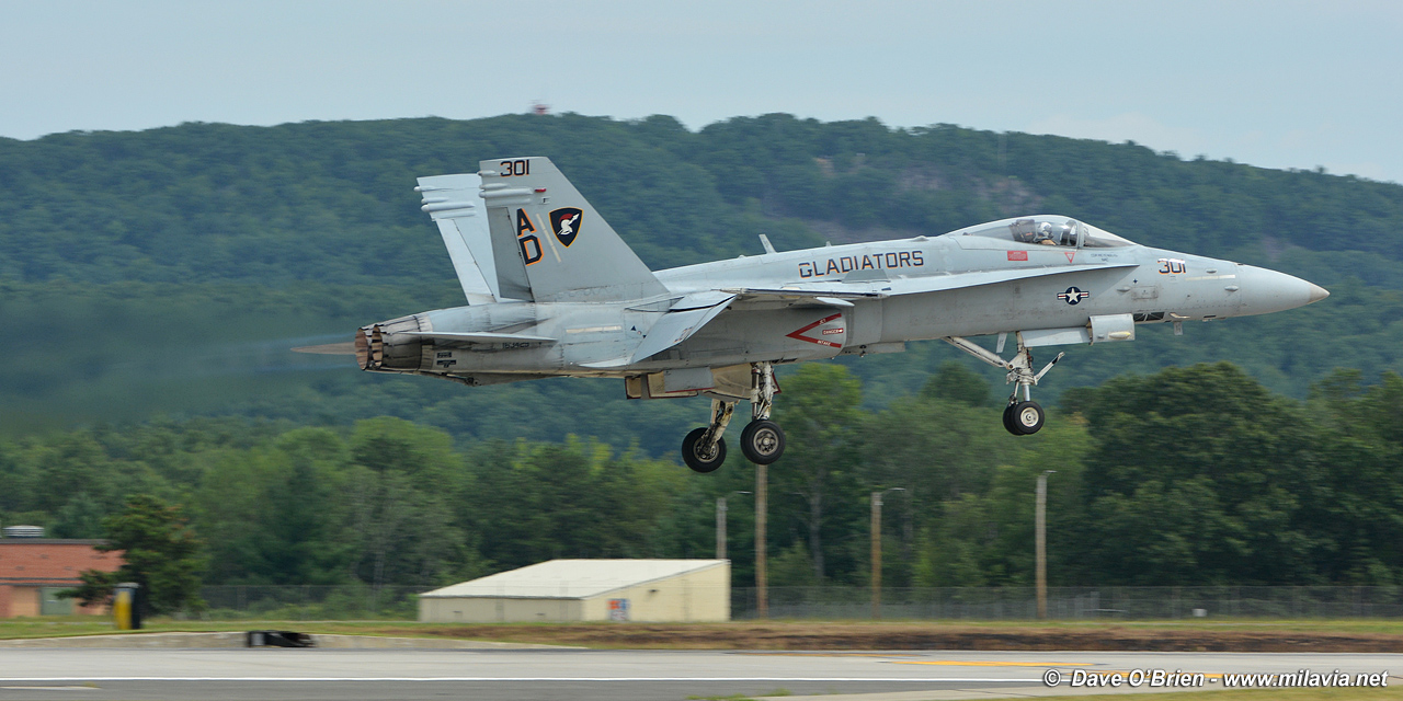 MILAVIA Air Shows - Westfield International Air Show 2017 - Barnes ANGB, MA