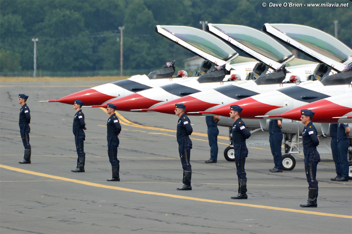 MILAVIA Air Shows - Westfield International Air Show 2017 - Barnes ANGB, MA