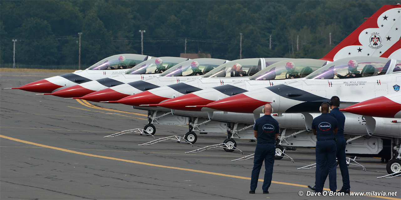 MILAVIA Air Shows - Westfield International Air Show 2017 - Barnes ANGB, MA