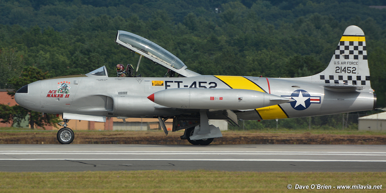 MILAVIA Air Shows - Westfield International Air Show 2017 - Barnes ANGB, MA