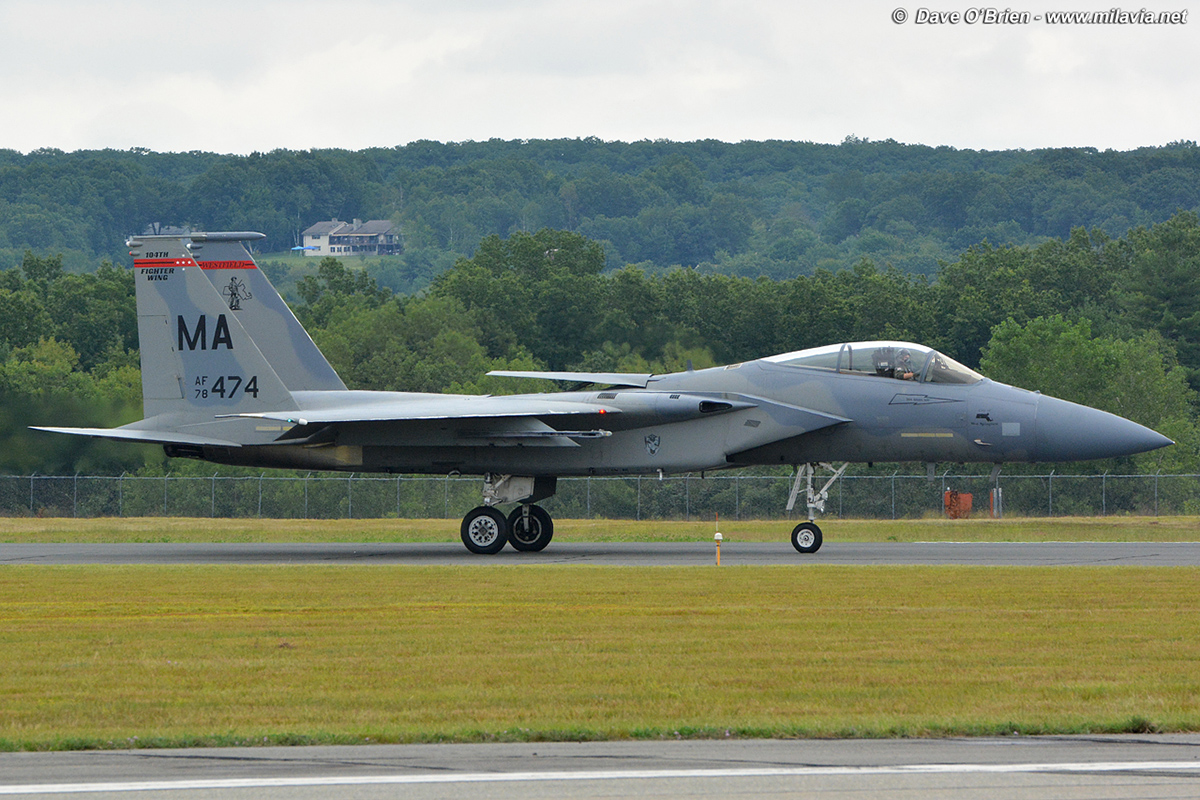 MILAVIA Air Shows - Westfield International Air Show 2017 - Barnes ANGB, MA