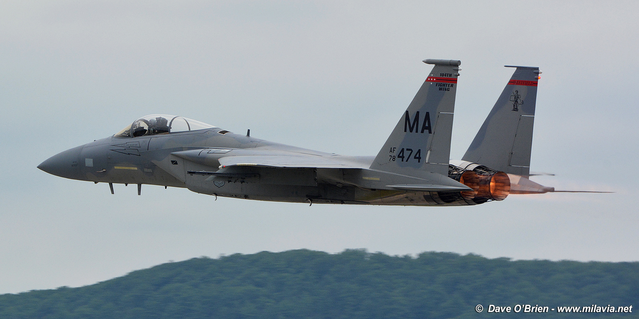 MILAVIA Air Shows - Westfield International Air Show 2017 - Barnes ANGB, MA