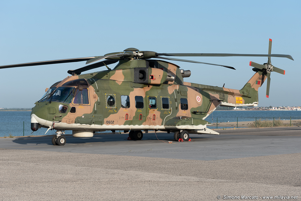 Força Aérea Portuguesa Esquadra 751 "Pumas" - BA6 Montijo, Portugal ...