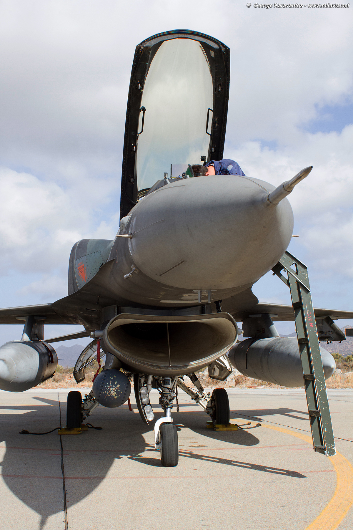 Hellenic Air Force 115 Combat Wing - Souda's Vipers - Chania, Crete ...