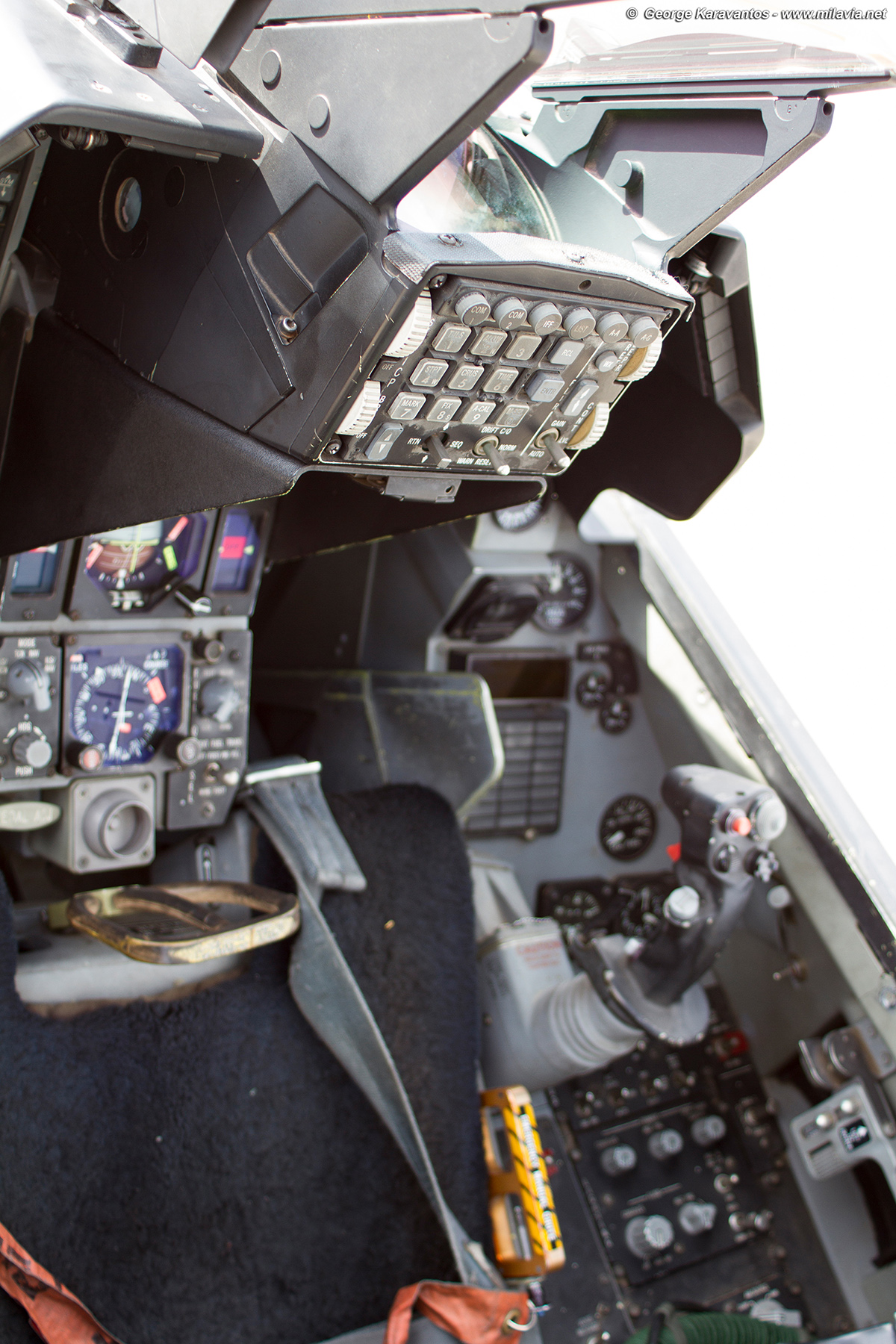Hellenic Air Force 115 Combat Wing - Souda's Vipers - Chania, Crete ...
