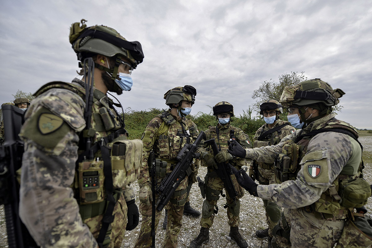 Italian Army Airmobile Permanent Training II/2020 Exercise - Rivoli ...