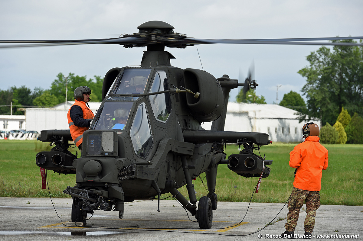 MILAVIA Military Aviation Specials - Italian Army Aviation CASEVAC ...