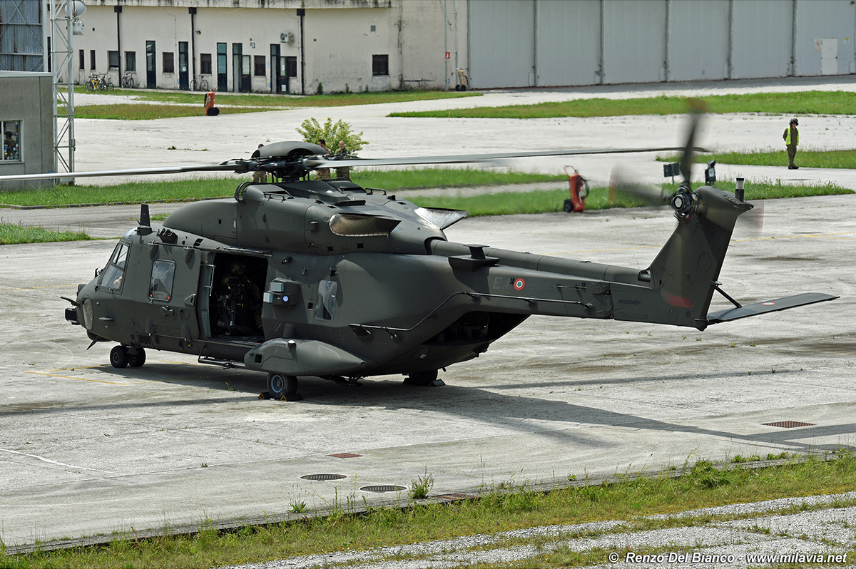 MILAVIA Military Aviation Specials - Italian Army Aviation CASEVAC ...