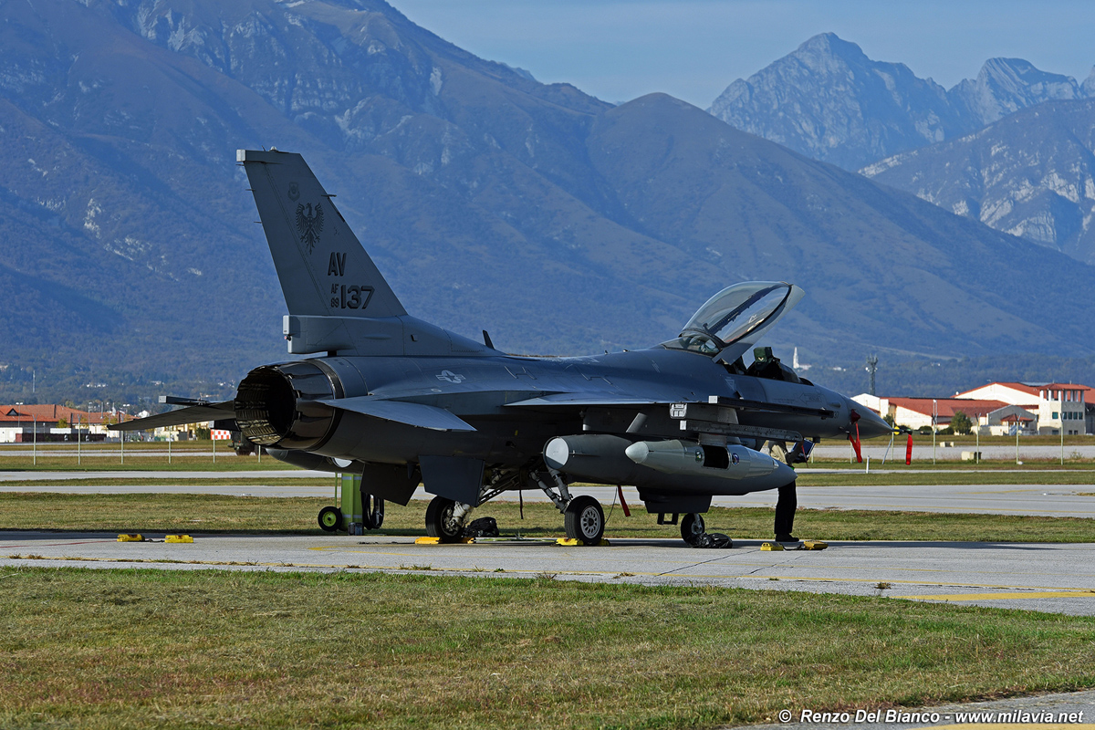 555th Fighter Squadron’s return from Afghanistan 2017 – Aviano AB ...